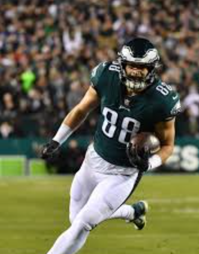 Dallas Goedert Wife, Career, Net Worth, Injury Update, and Personal ...