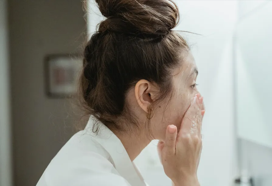 Signs Your Skincare Routine Is Too Harsh, And How To Reset It ...